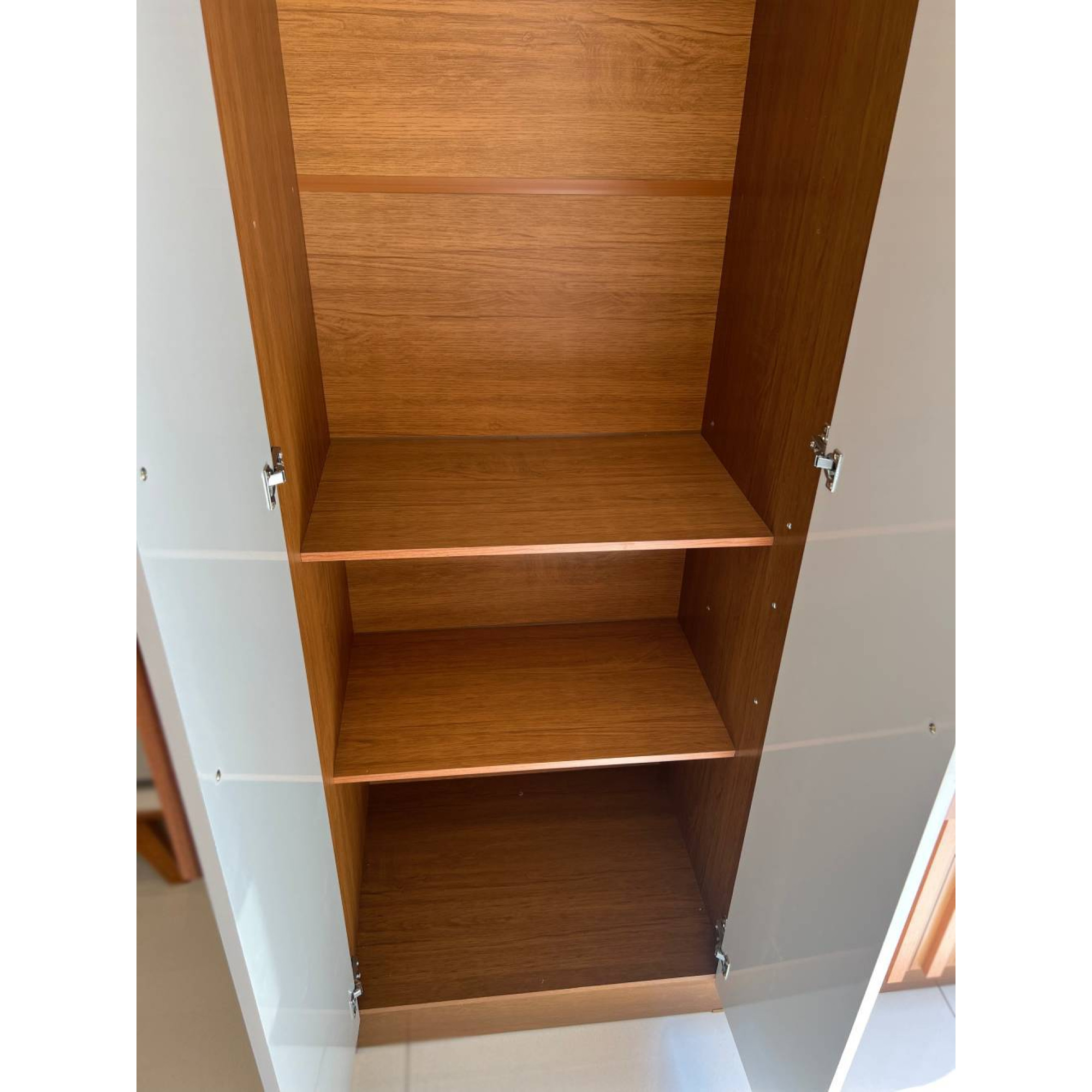 Guarda Roupa Cairo 6 Portas - Nature/Off White