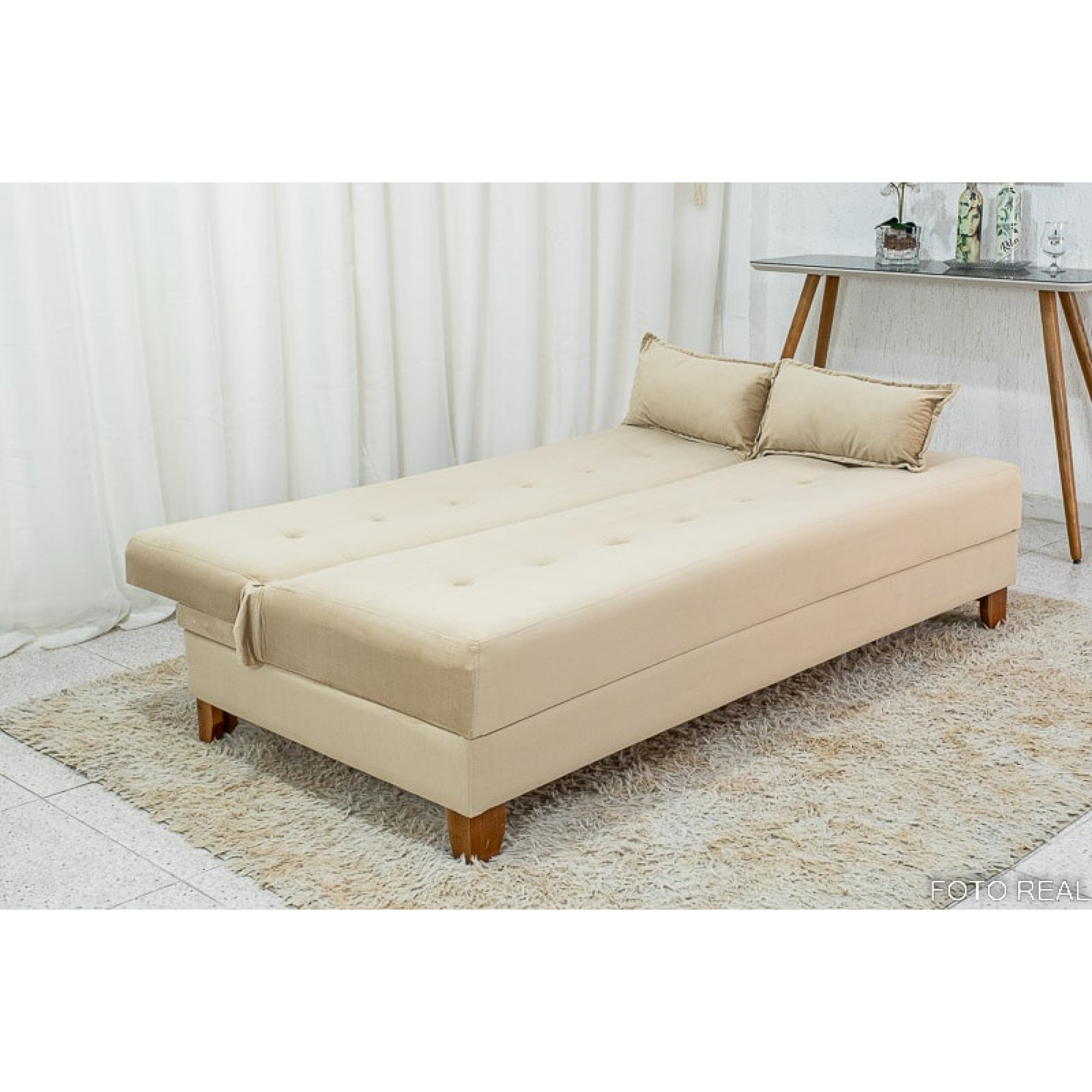 Sofá Cama 3 Lugares Arpoador - Innove Estofados - Veludo - Bege